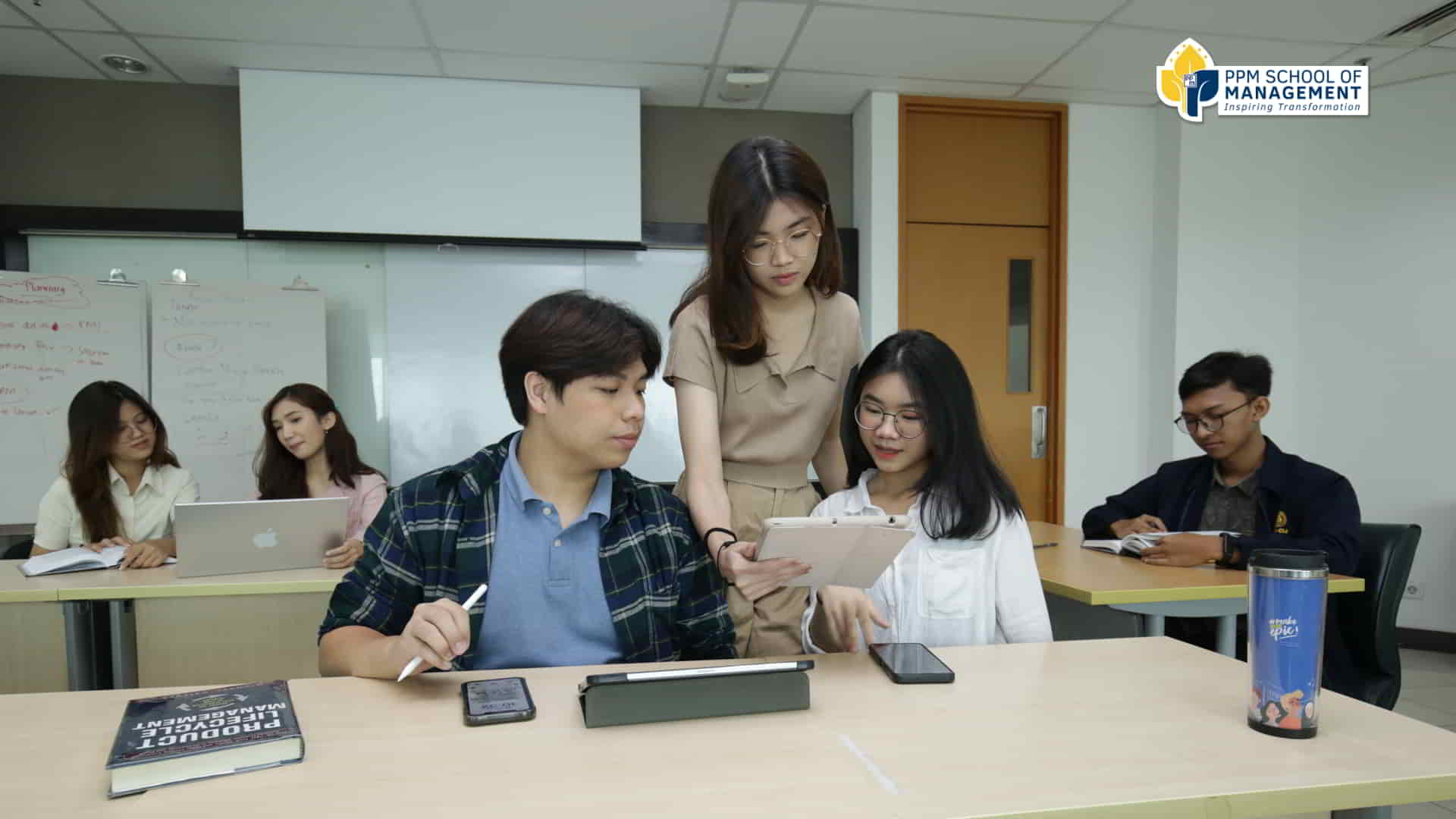 Tingkatan Manajemen: Pengertian dan Fungsi - PPM School of Management